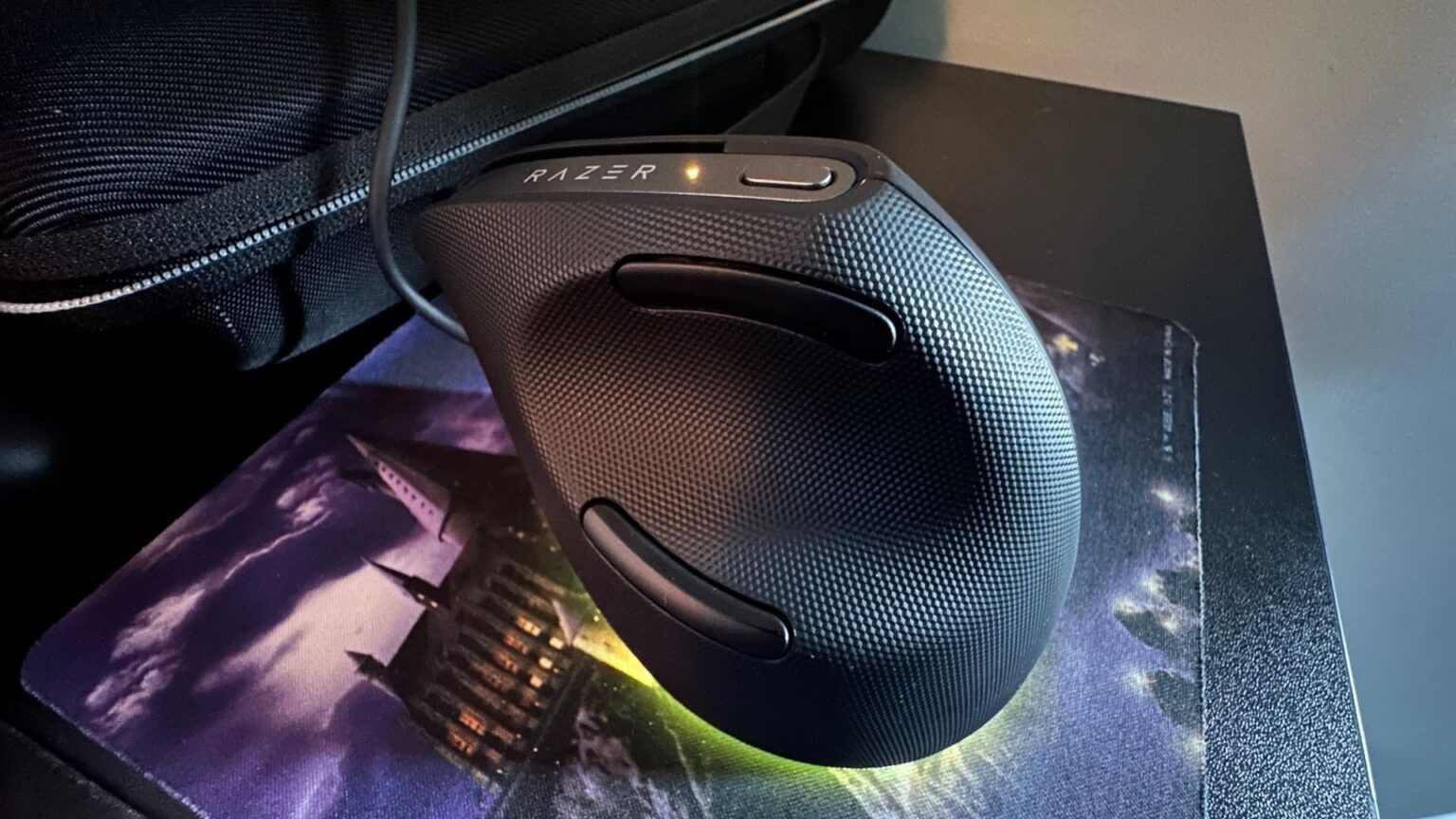 Razer Pro Click V2 Vertical Edition Mouse Review - CGMagazine
