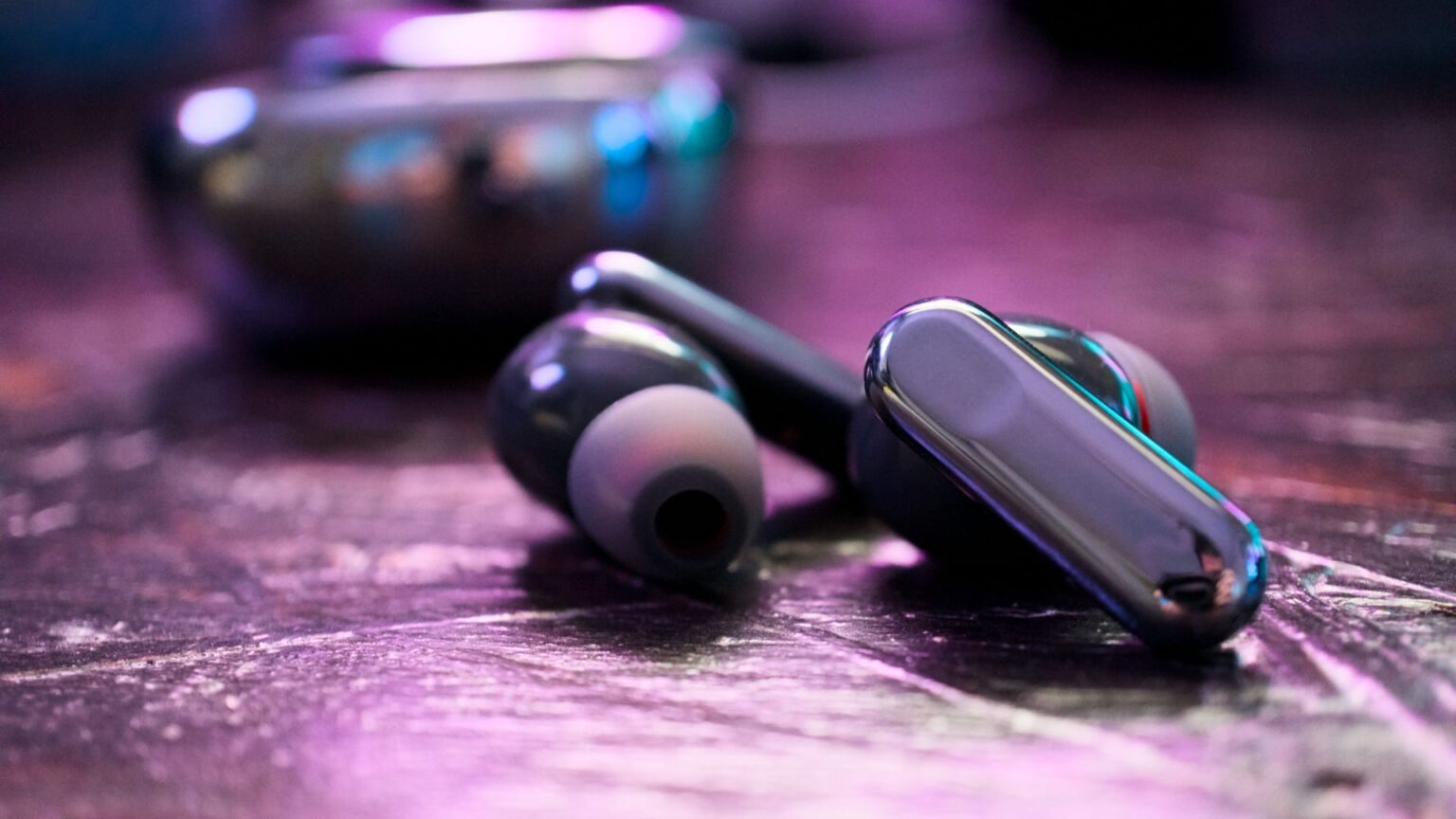 VIAIM Nano+ Earbuds Review - CGMagazine